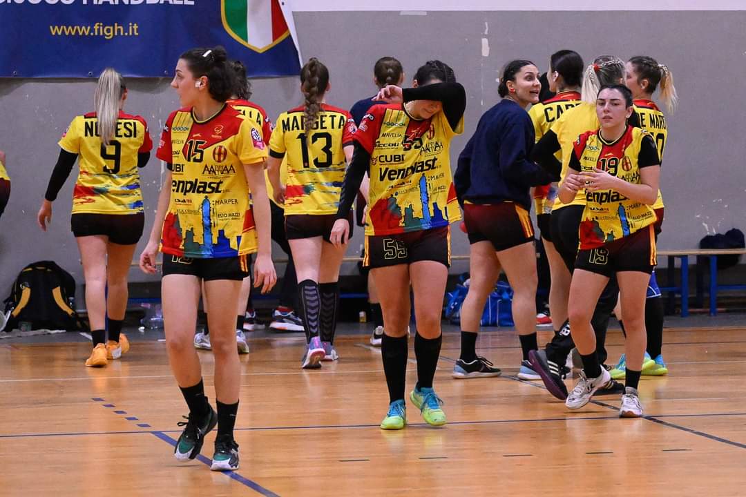 Avvio di 2024 con una sconfitta a Bressanone. - Pallamano Olimpica ...